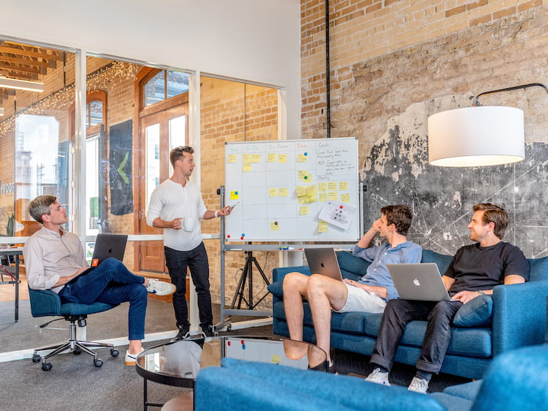 How To Be A Good Project Manager Tips And Stages
